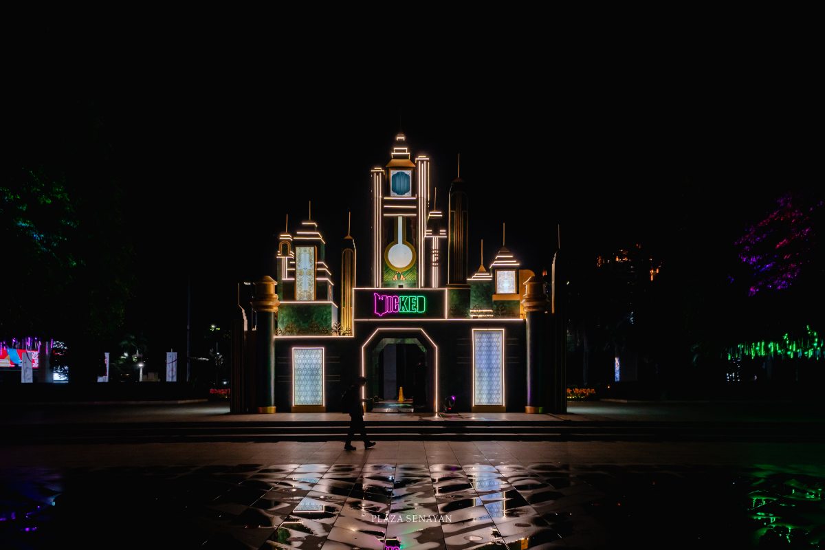 Wicked Installation – Plaza Senayan